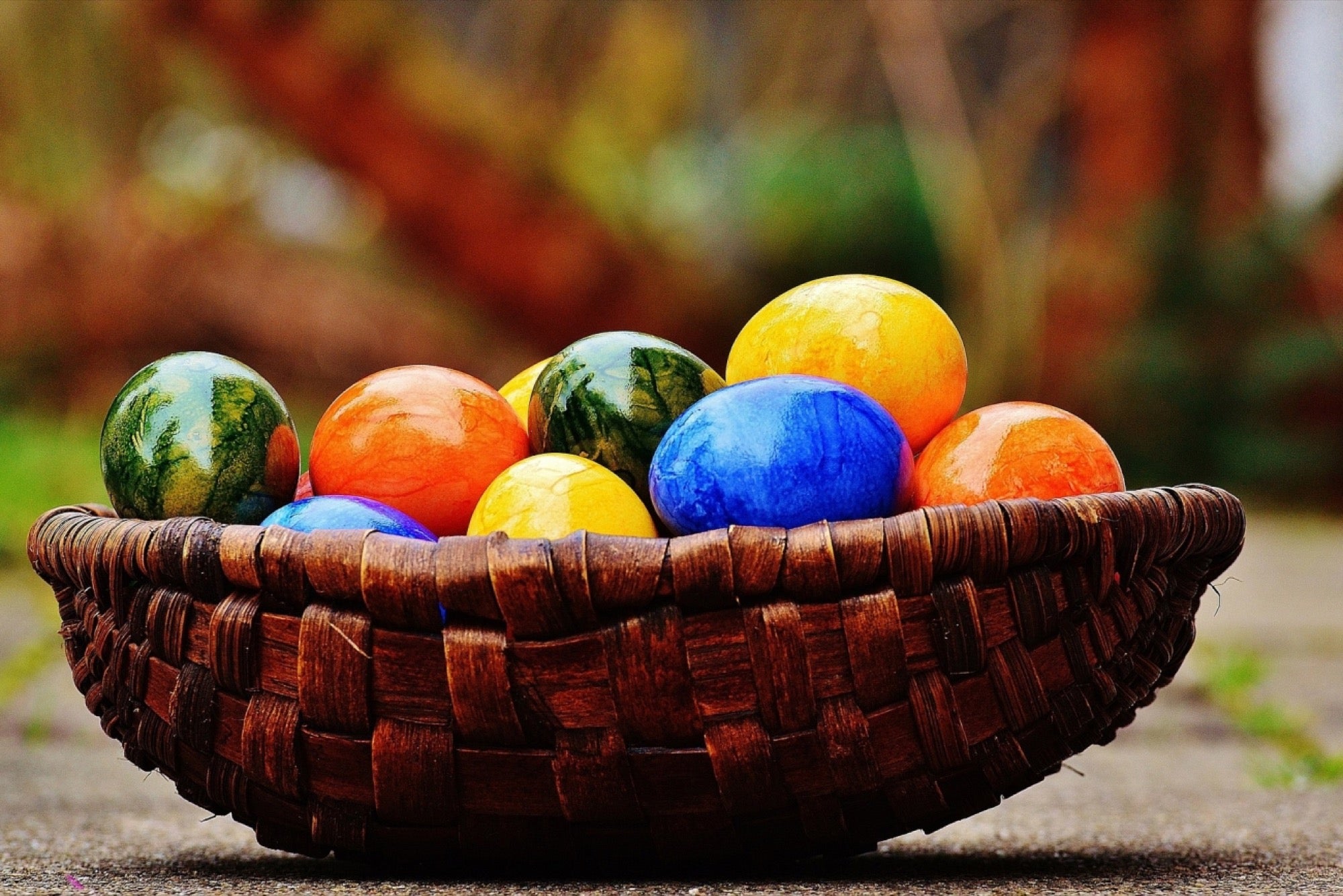 10 Internet Easter Eggs to Hunt for This Sunday (Infographic ...
