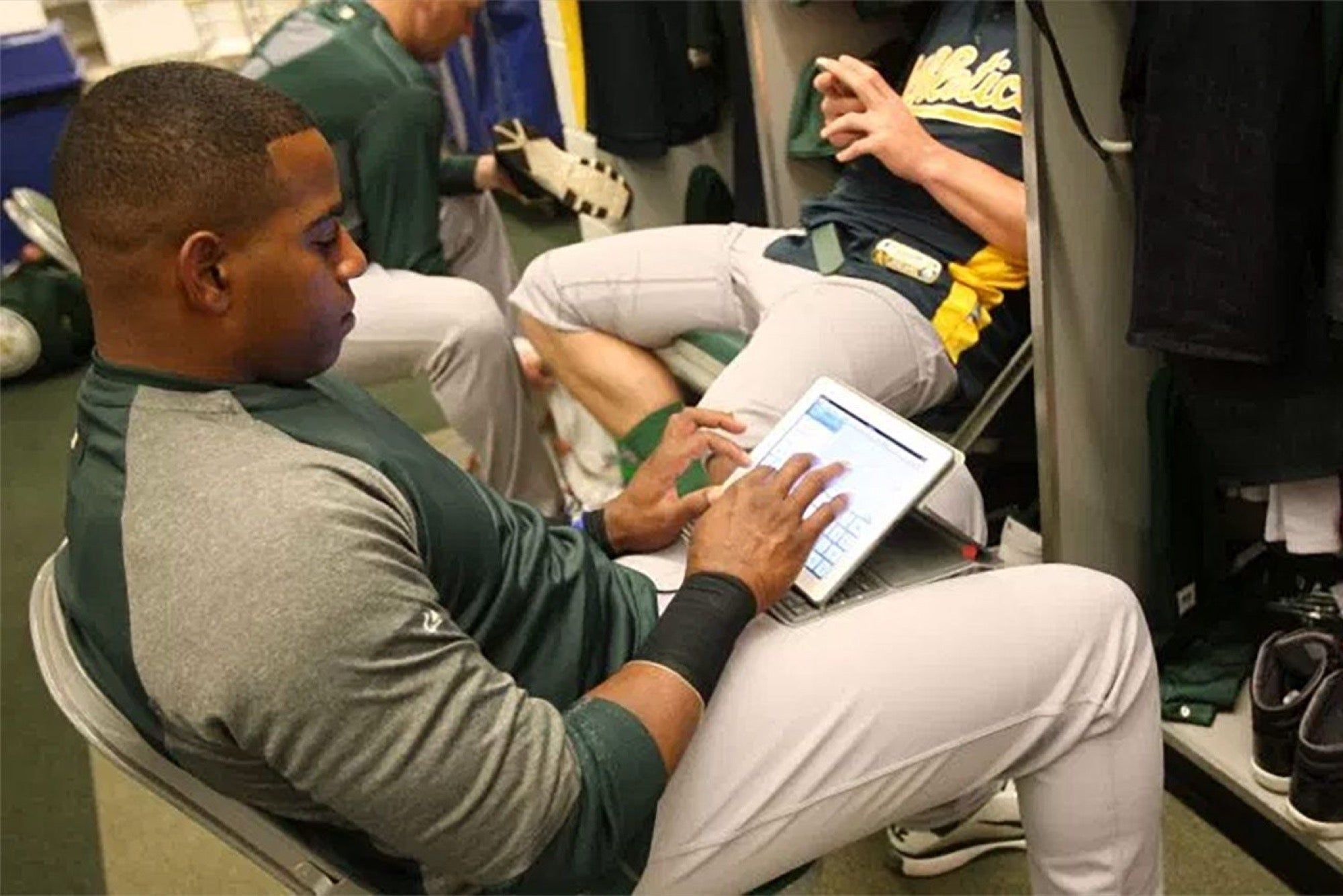 Apple Strikes Huge Deal With Major League Baseball | Entrepreneur