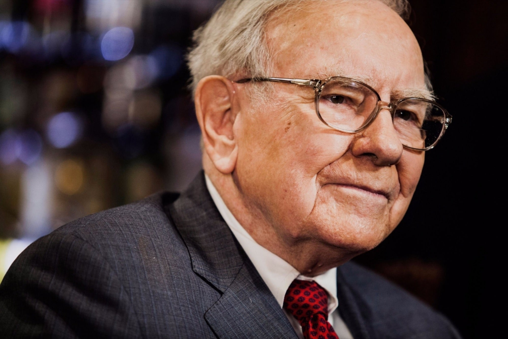5 Things Warren Buffett Does After Work | Entrepreneur