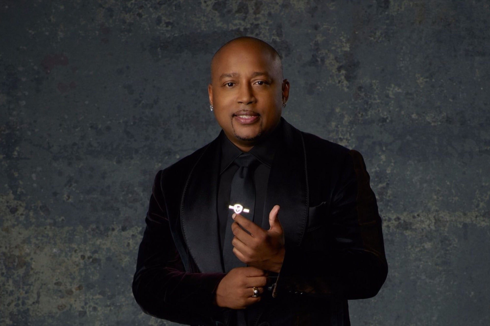 Daymond John's Top 7 Tips on How to Launch Your Product Like a Shark ...