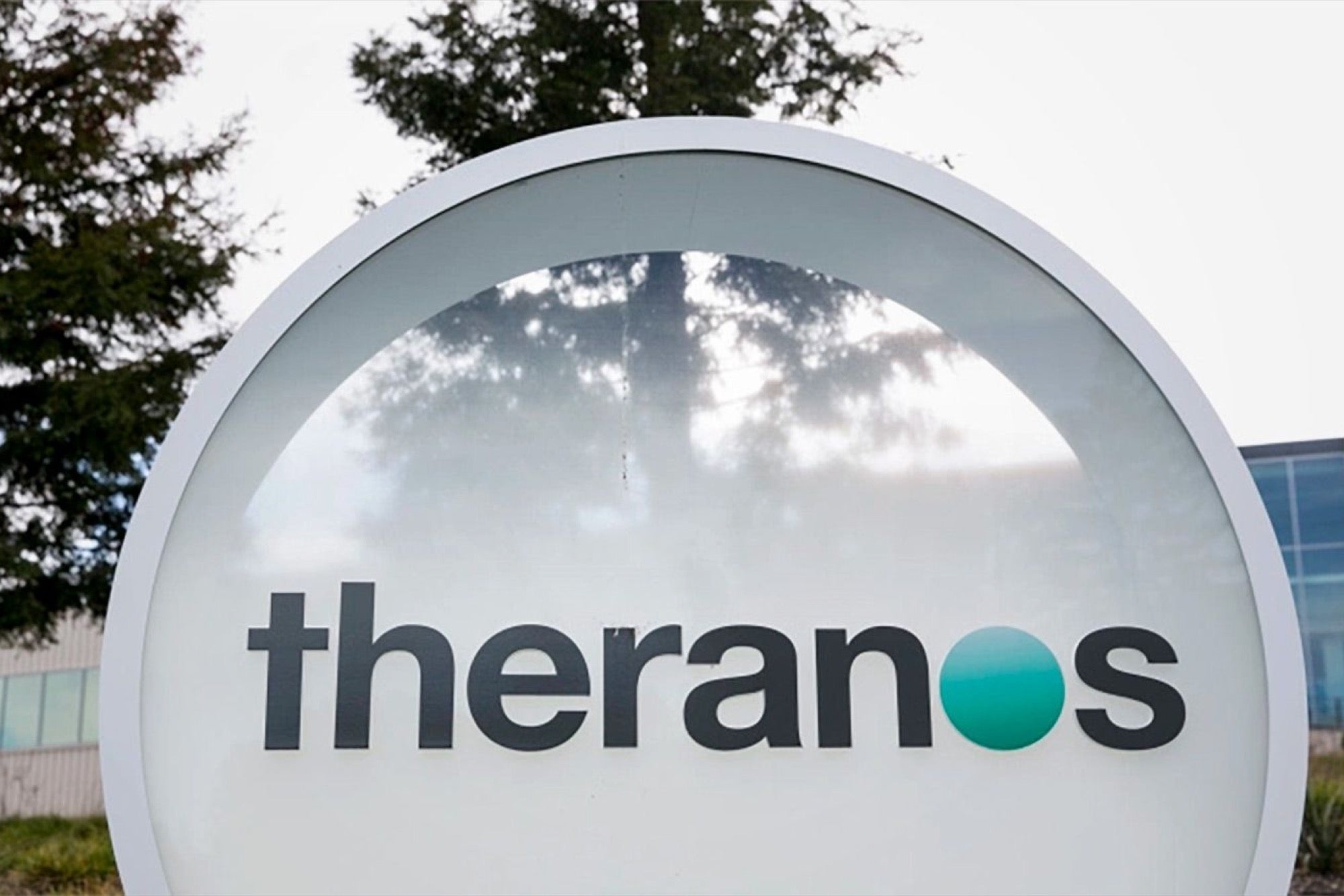 The Resignation of Theranos's COO Is a Major Bid for Atonement ...