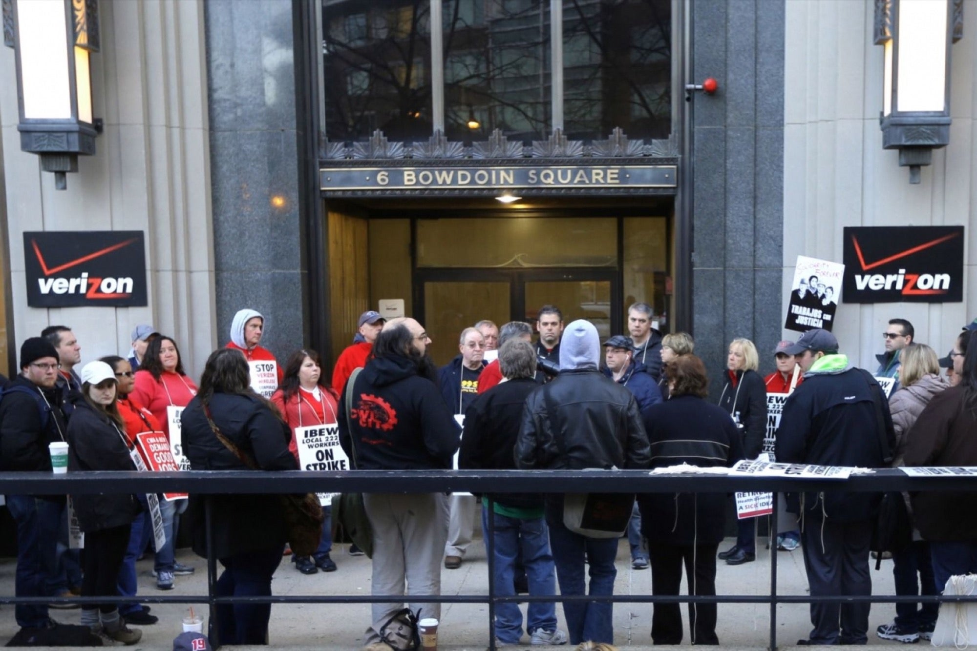 Verizon and Unions Reach Tentative Deal to End Labor Strike | Entrepreneur