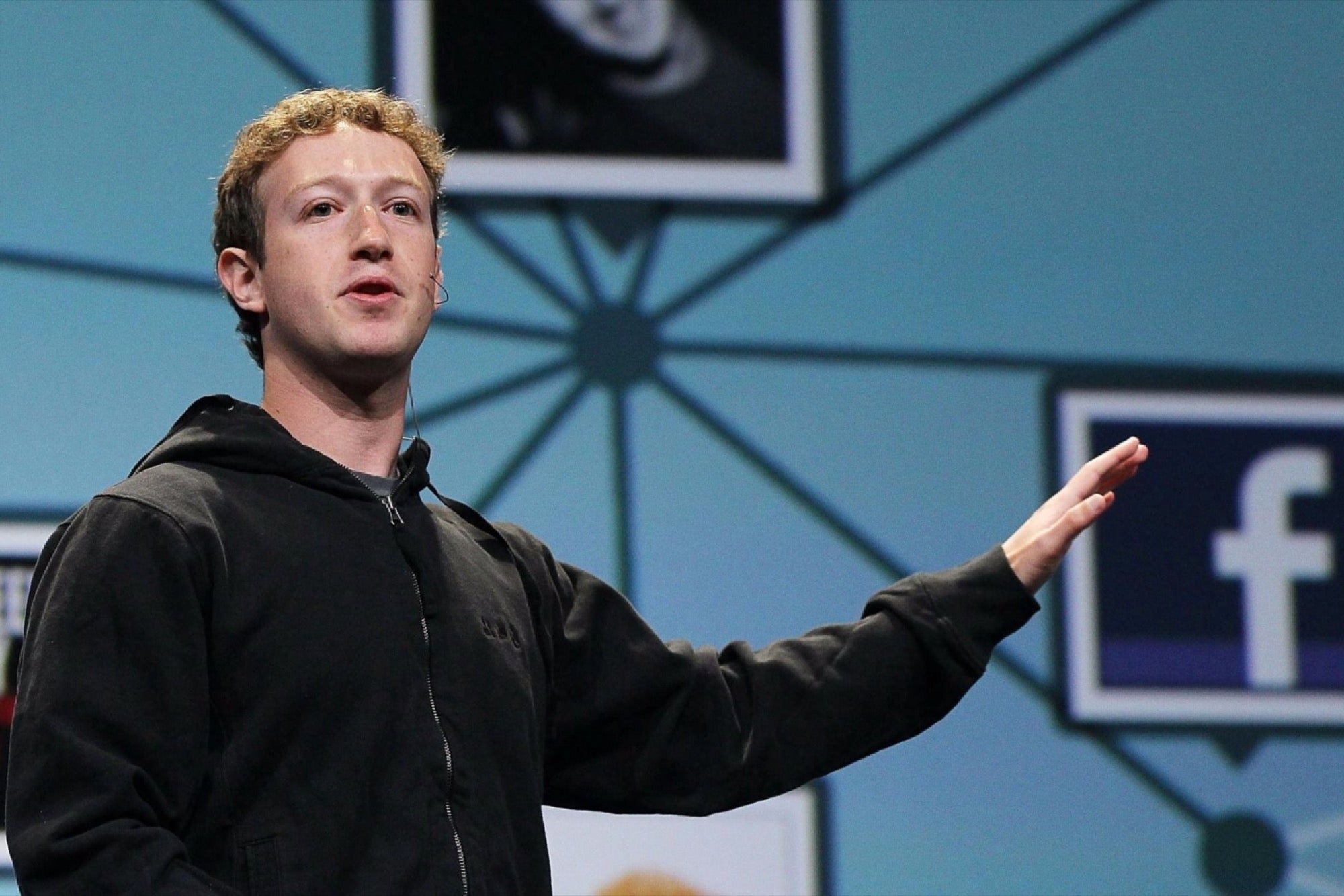 Facebook Will Start Scanning 10,000 Posts a Second to Make Comments ...