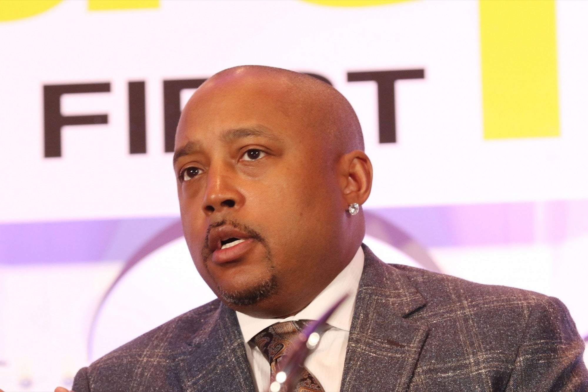 Daymond John Takes Over Weekly White House Email | Entrepreneur