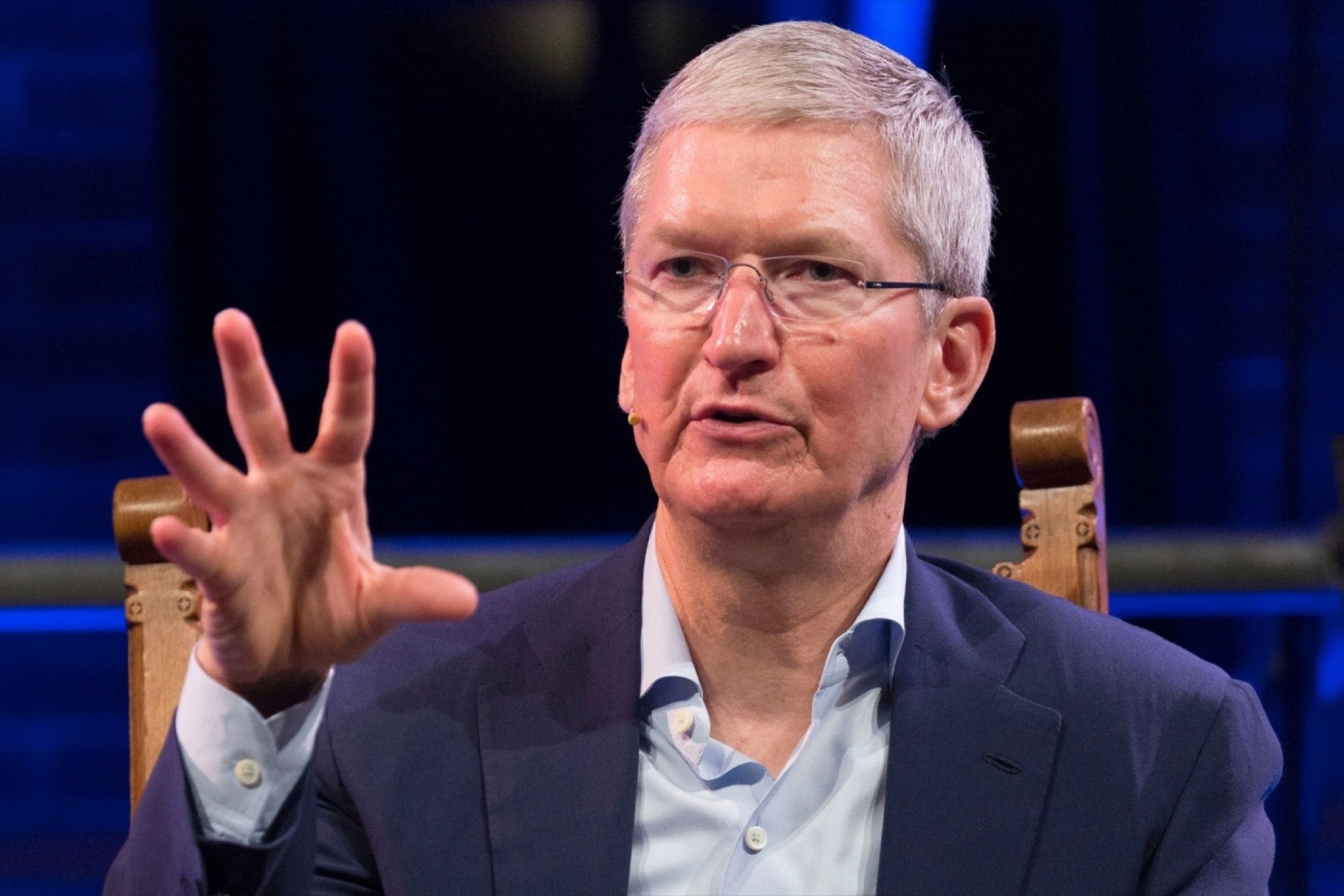 Who the CEO of Apple Turns to When He Needs Advice | Entrepreneur