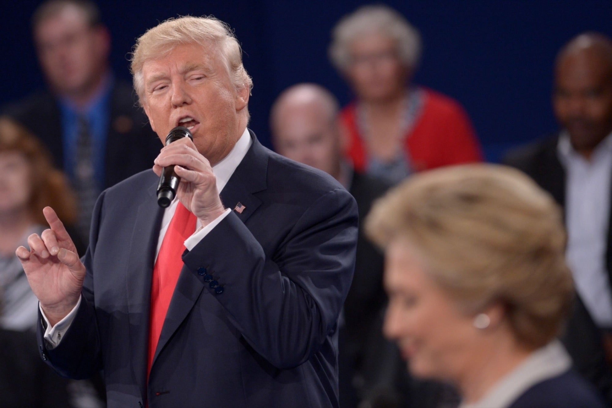 6 Tips for Talking Politics at Work Without Causing an Uproar ...