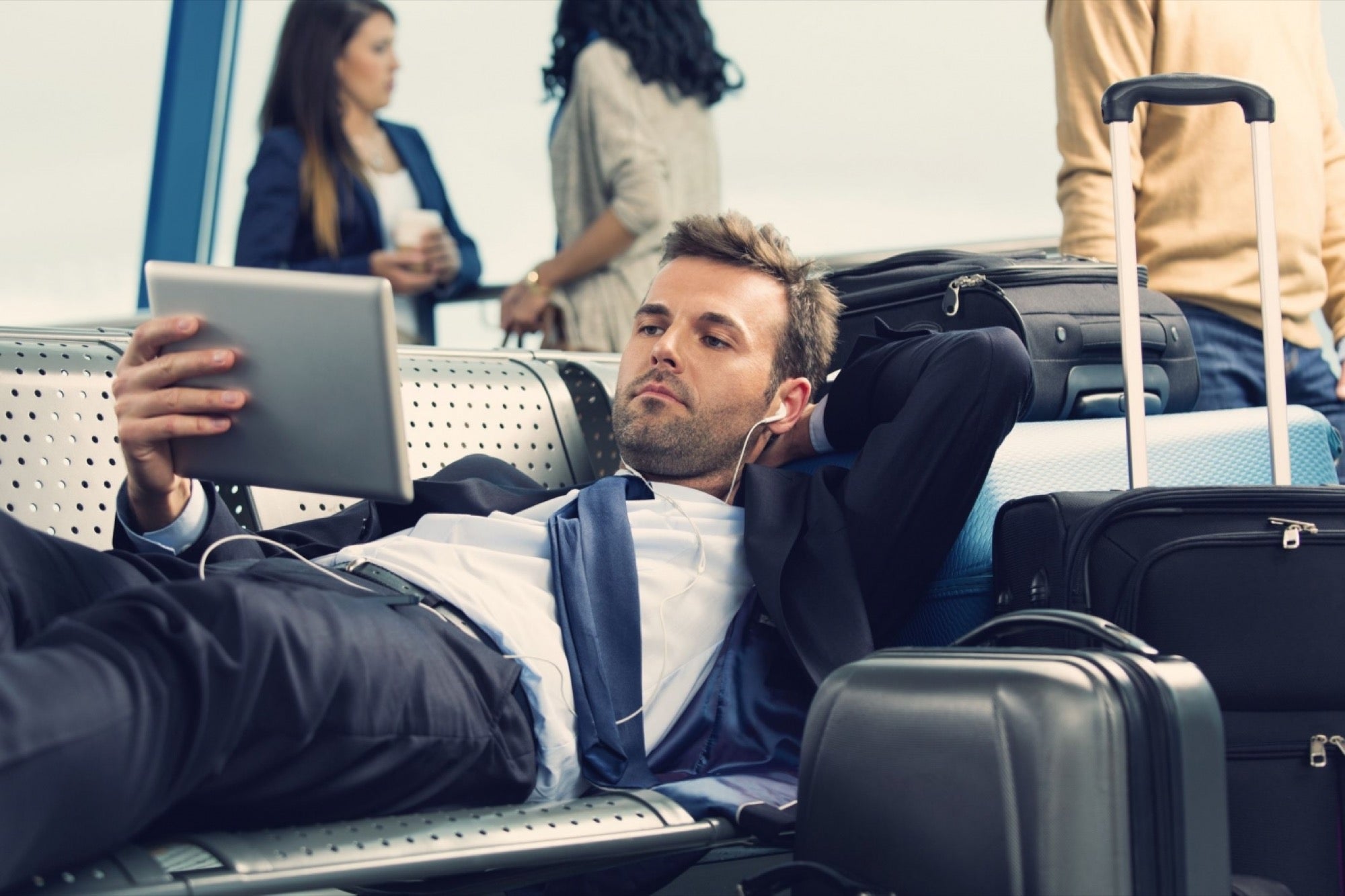 7 Ways to Stay Productive While You're Traveling | Entrepreneur