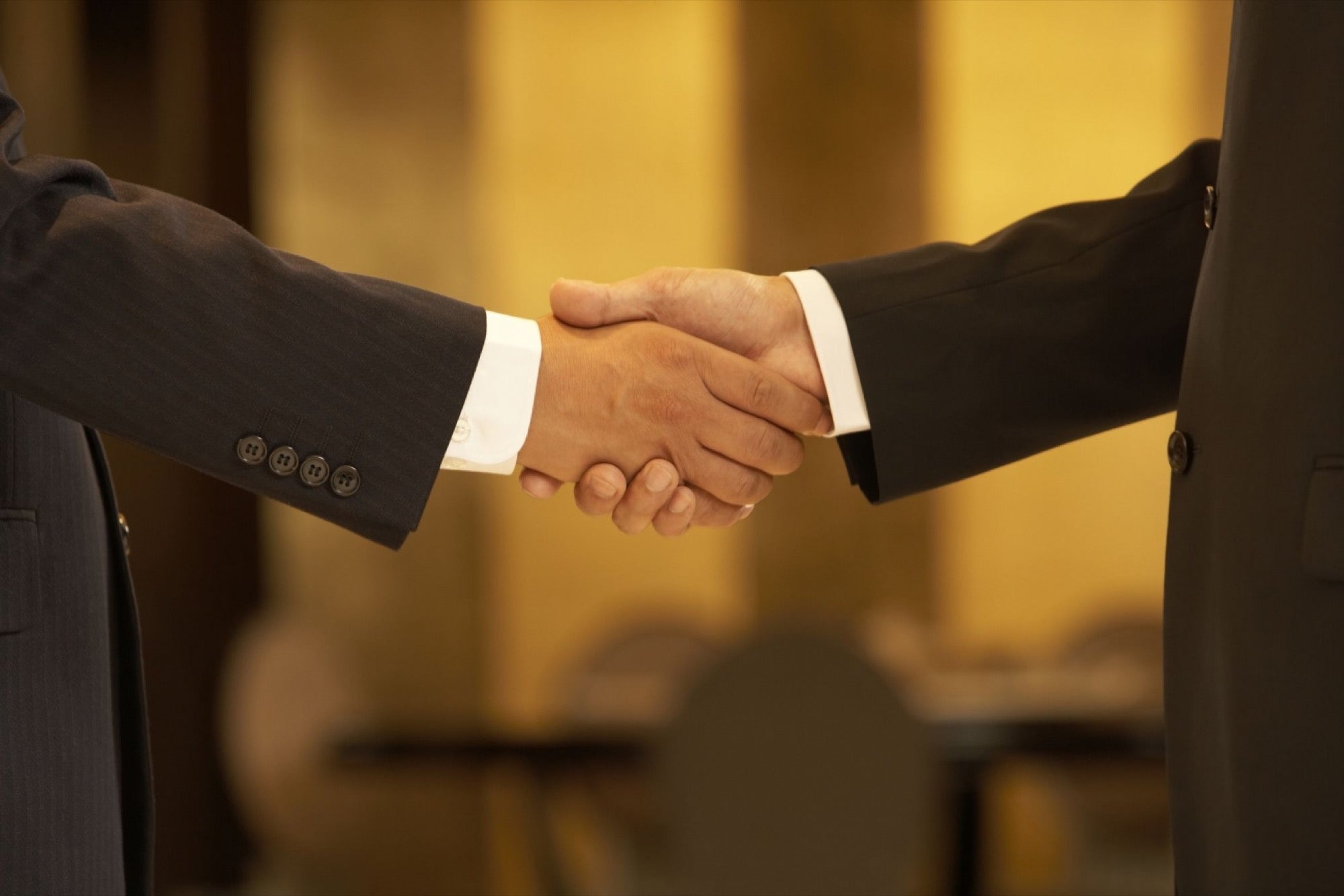 Business Etiquette Basics From Around the World (Infographic ...