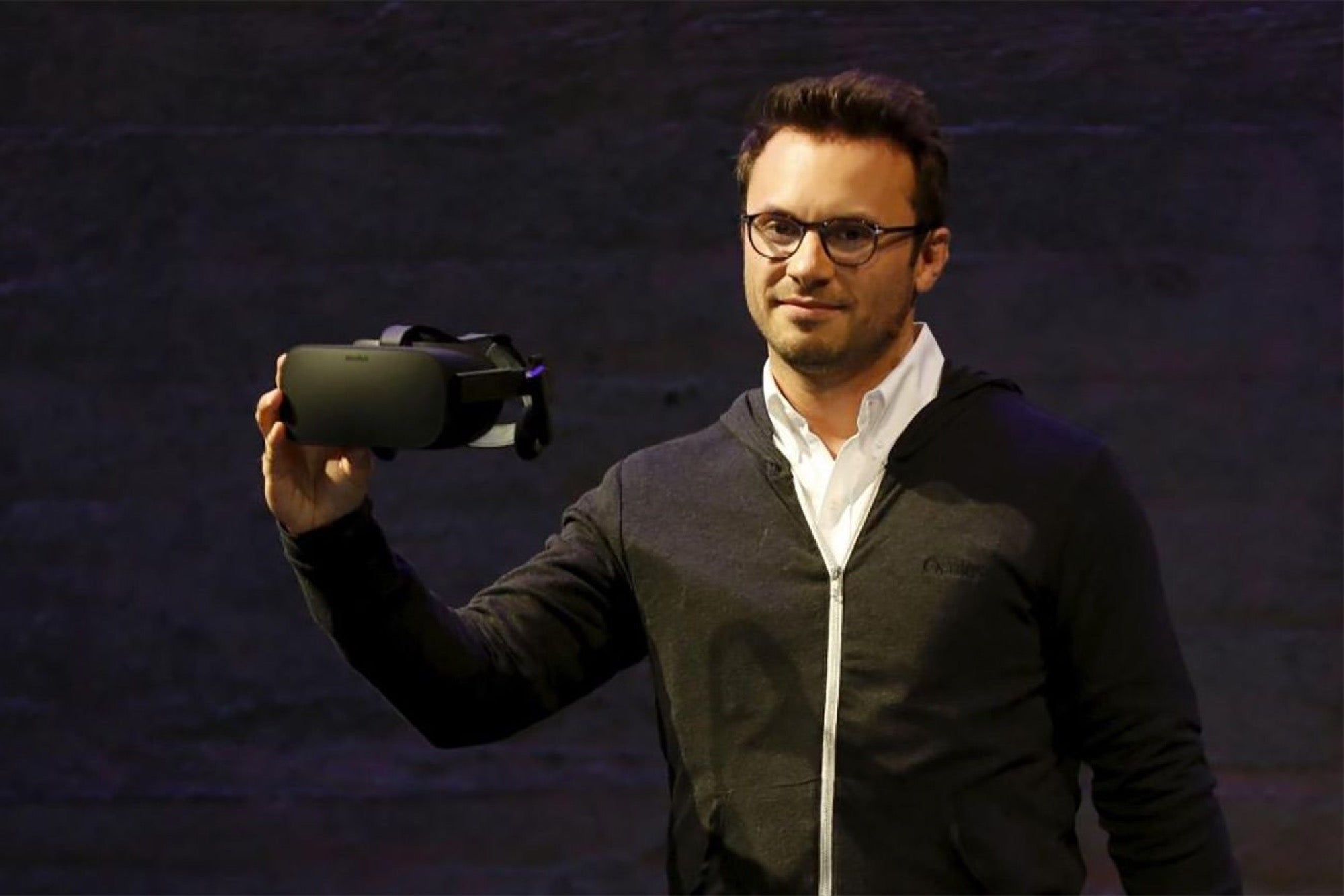 Head of Facebook's Oculus Steps Down to Lead New PC VR Unit | Entrepreneur