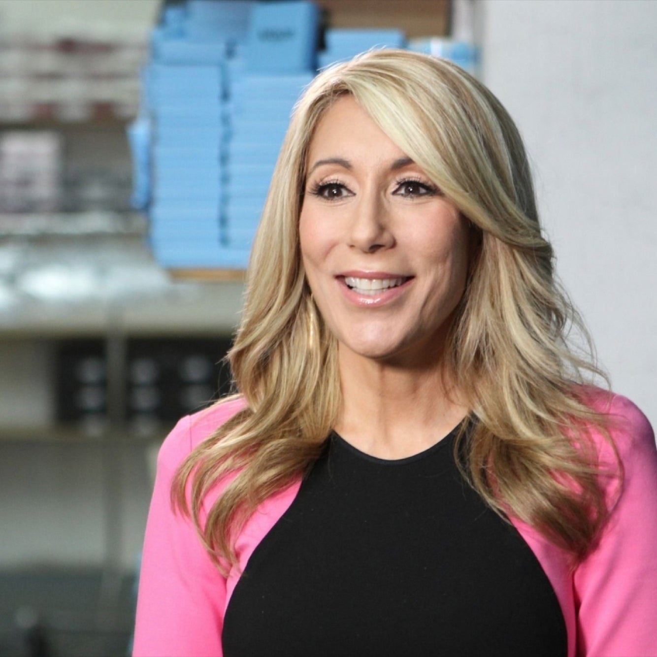 Lori Greiner Makeup | Saubhaya Makeup