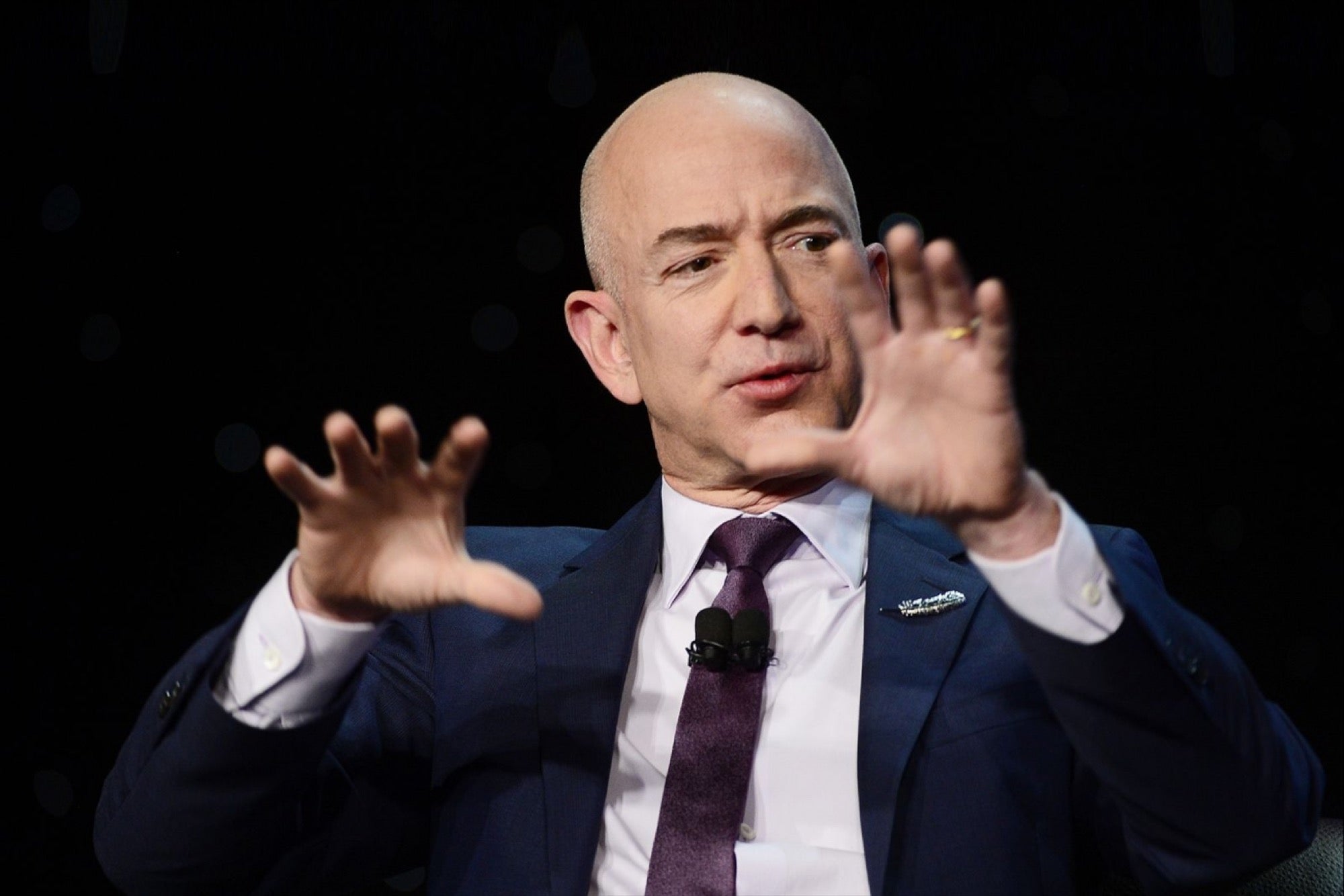 Read Jeff Bezos's Inspiring Letter to Shareholders on Why He Keeps ...