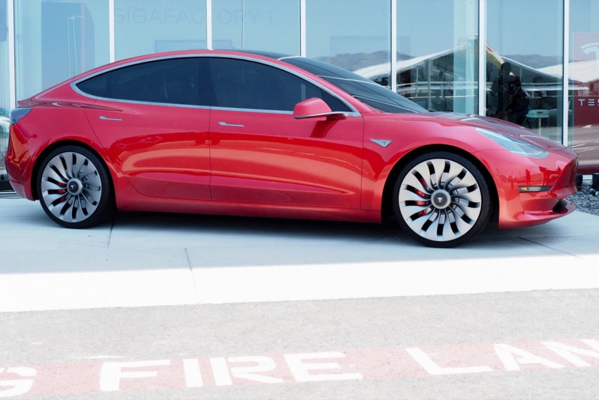 Tesla Will Deliver the First 30 Model 3s on July 28 | Entrepreneur