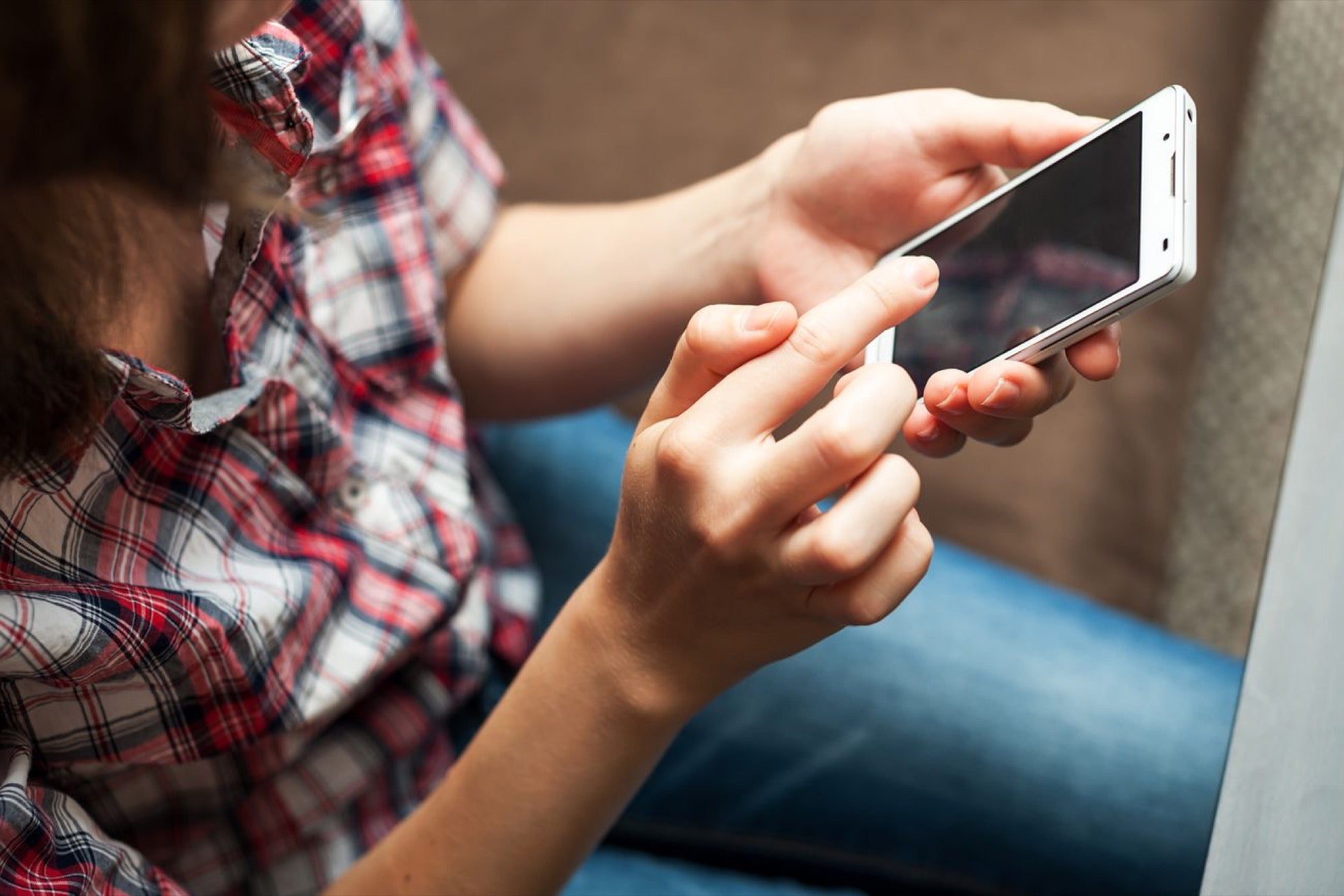 India Gives China a Tough Competition in the Smartphone Market ...