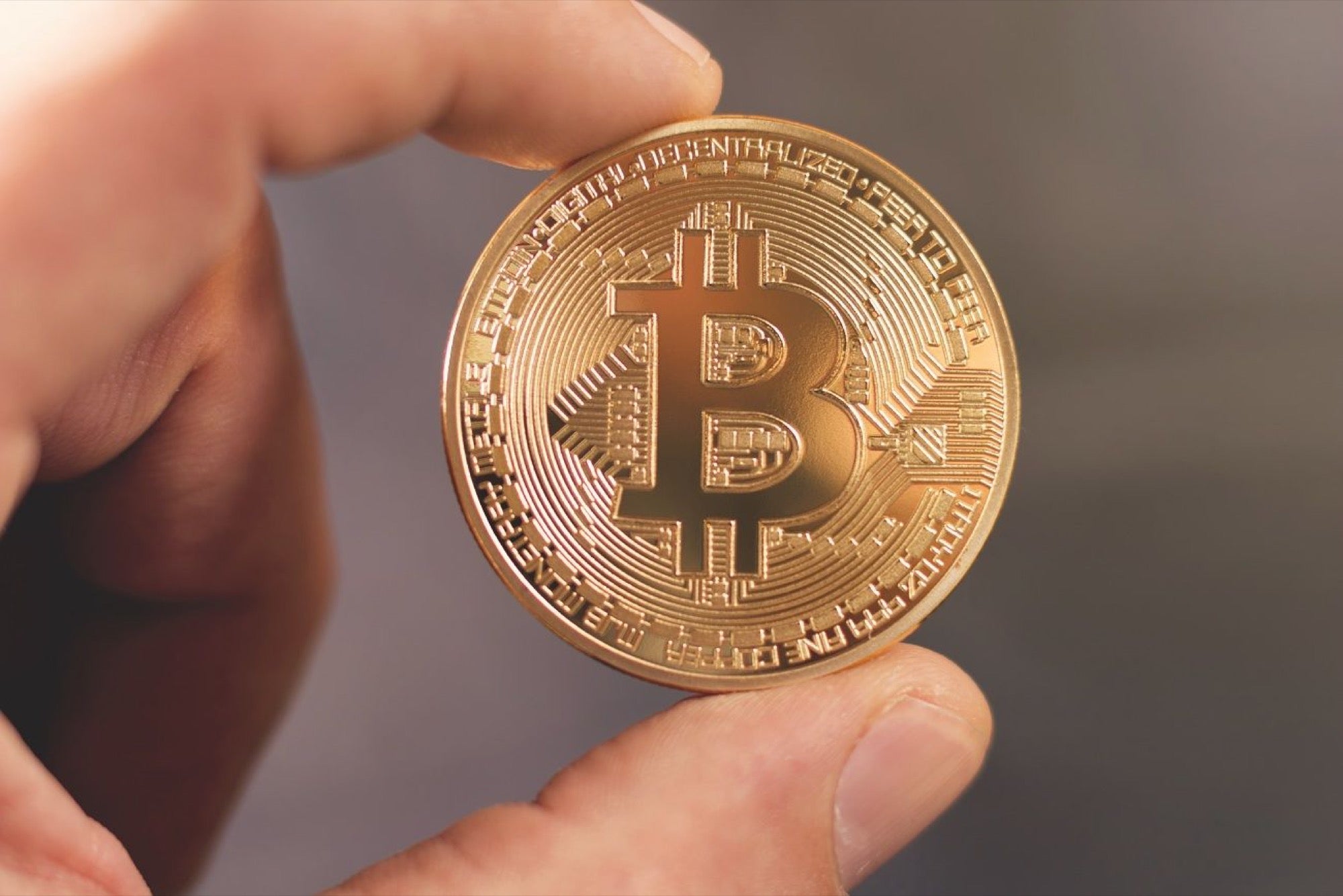 What Are The Fundamental Benefits Of Bitcoin Over Traditional Money 