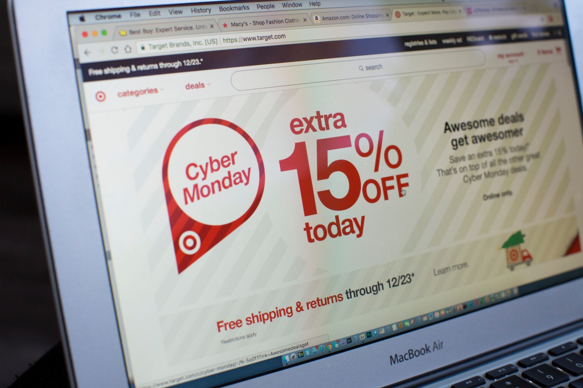 5 Tips to Boost Your Ecommerce Sales on Cyber Monday | Entrepreneur