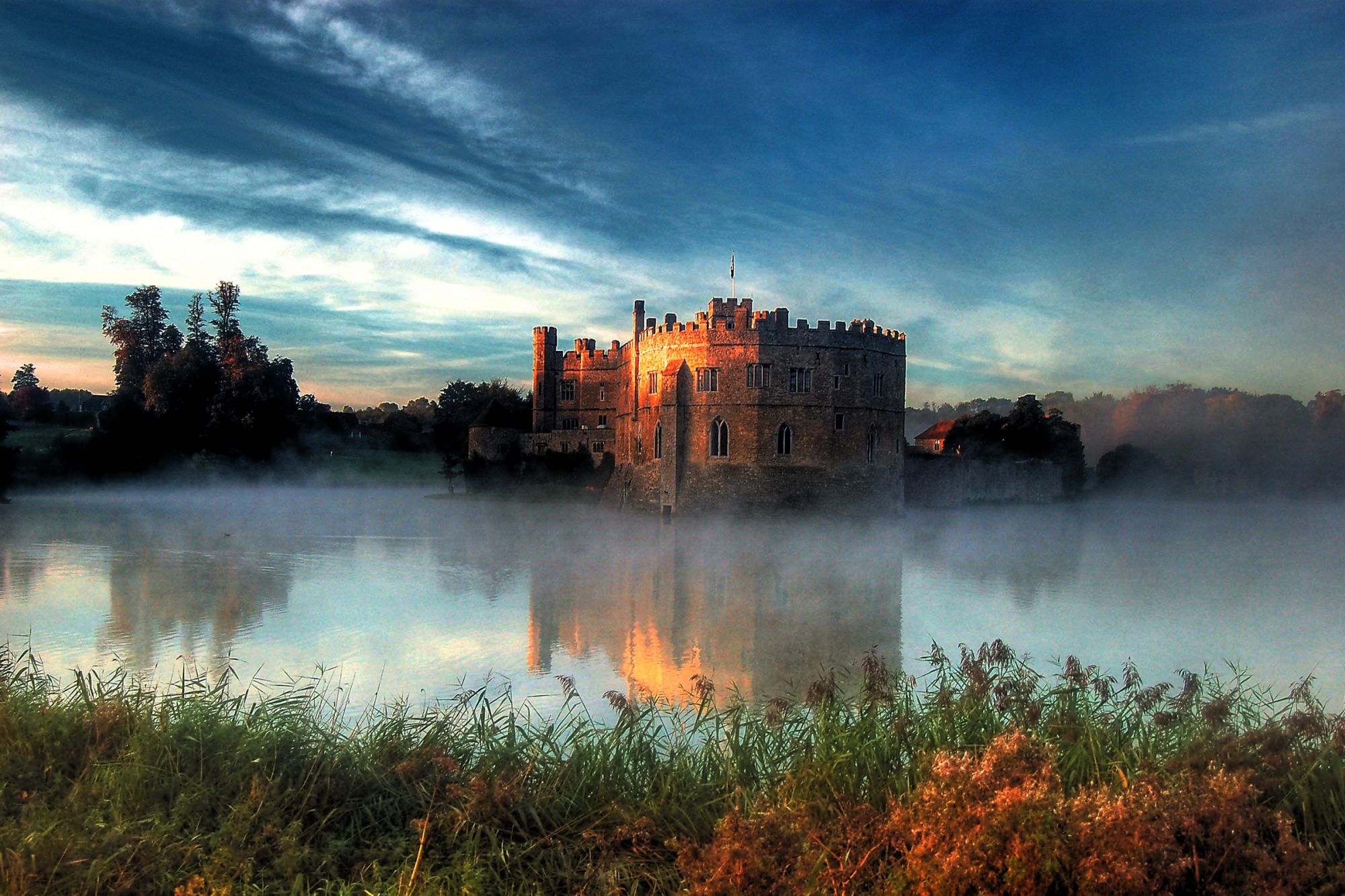 How to Think About Economic Moats When Starting a Business | Entrepreneur
