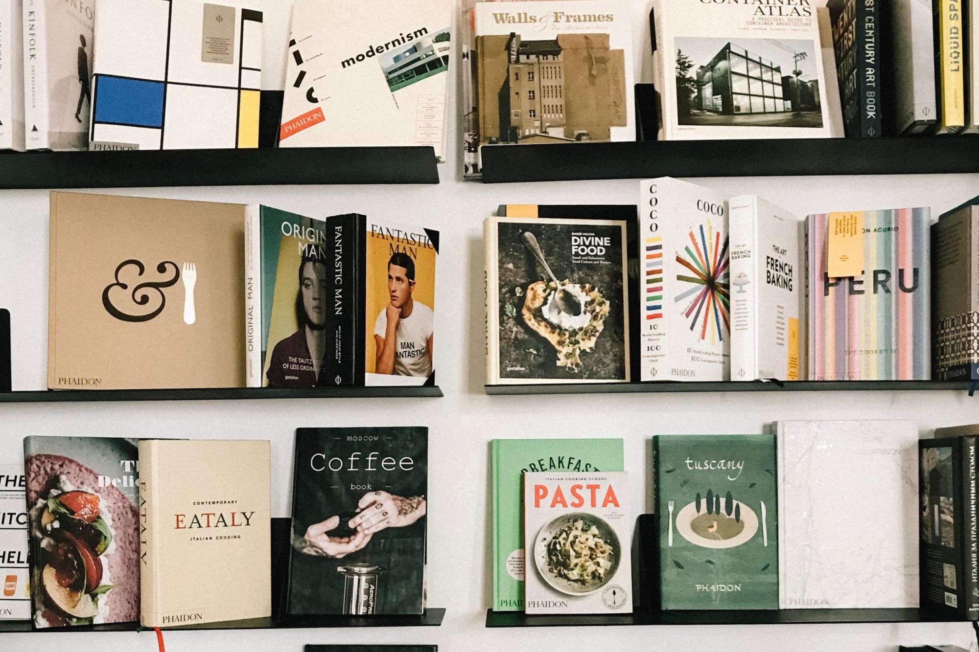 5 Must-Read Books For Every Startup Founder & New Entrepreneurs ...