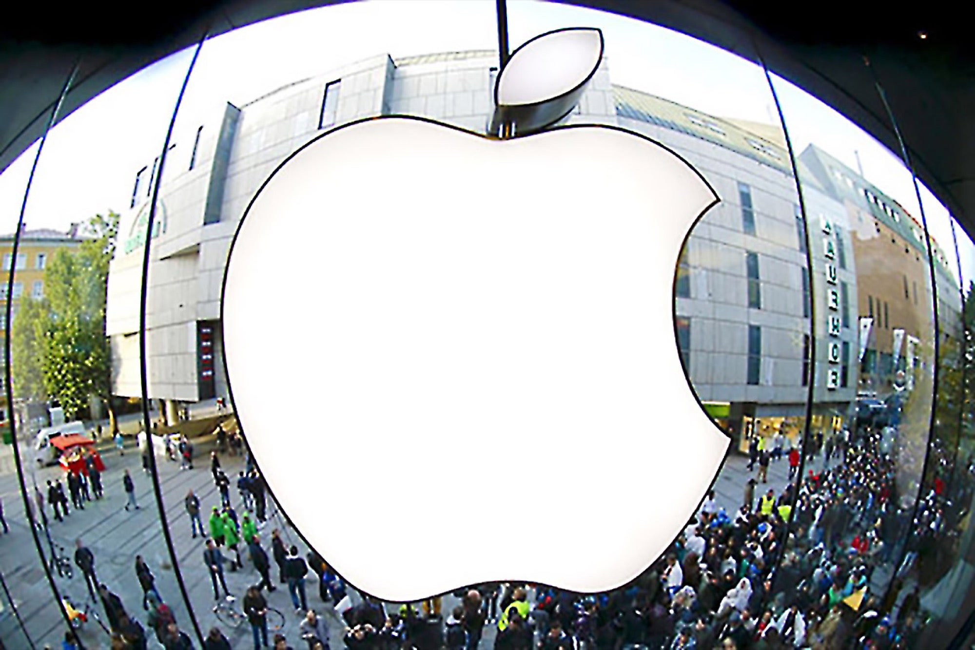 Apple Aims to Increase Its Silicon Valley Workforce By Nearly 50 ...