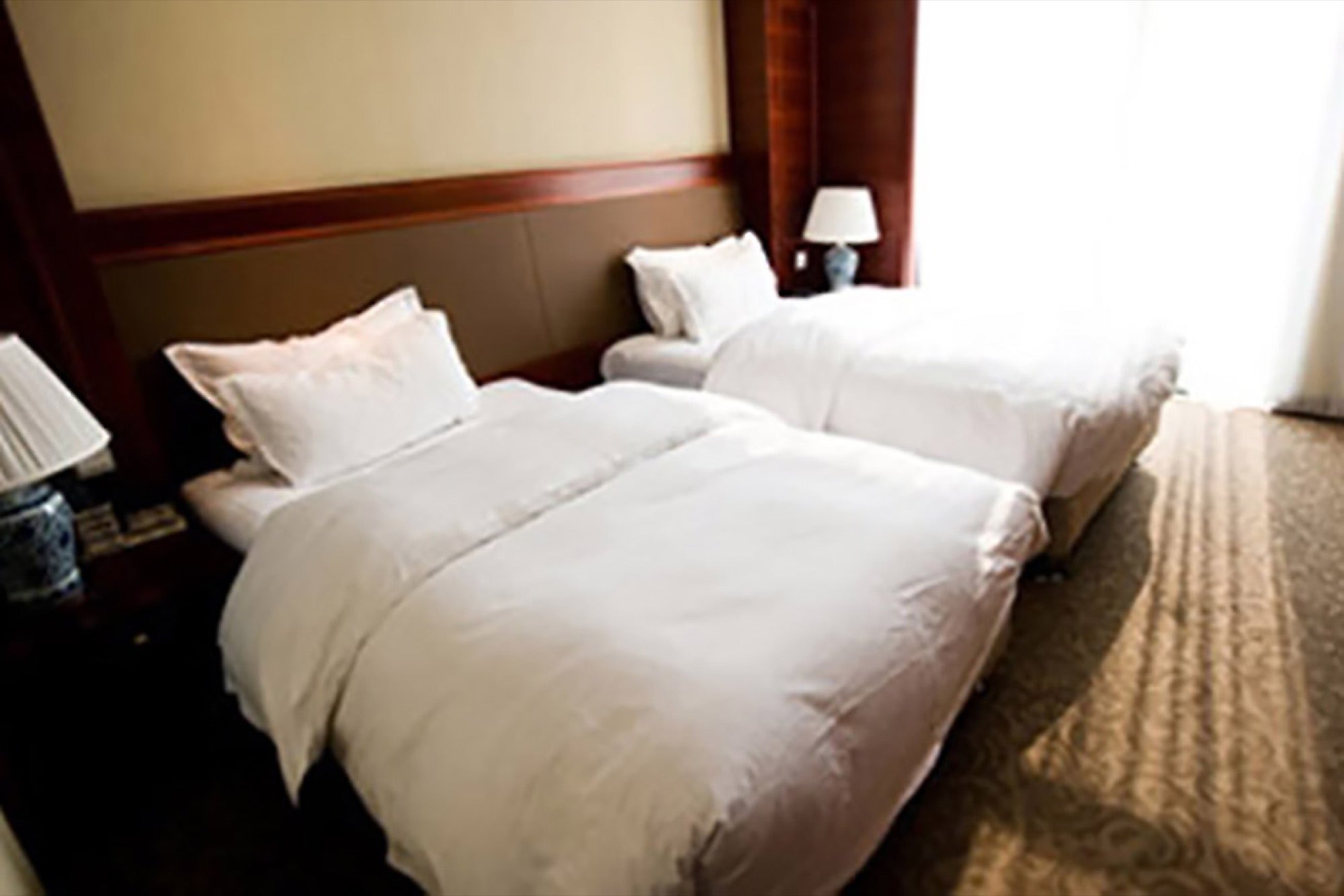 5 Problems With Business Hotels (and How to Solve Them) | Entrepreneur