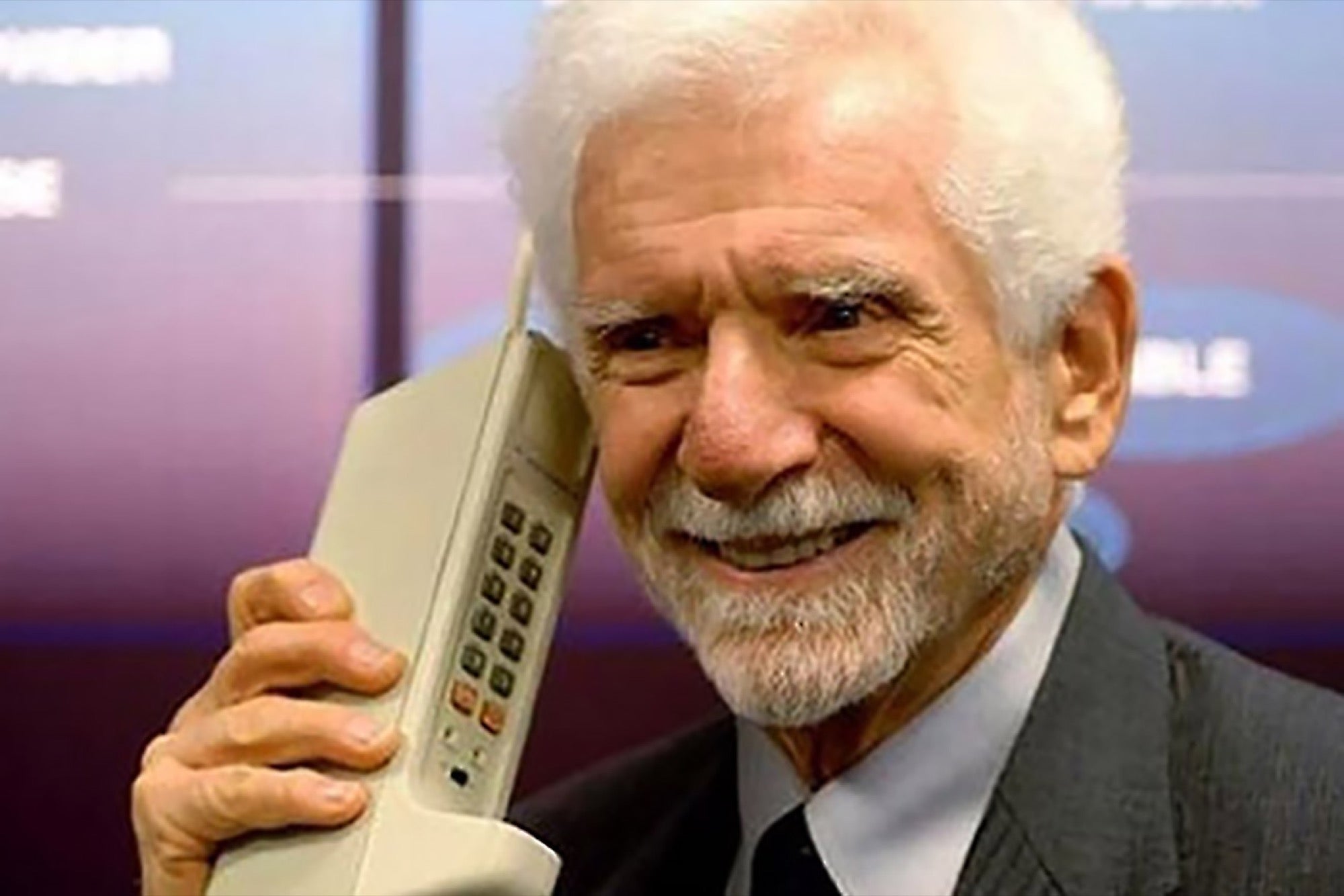 Smart vs. Dumb: What Kind of Cell Phone Do You Own? | Entrepreneur