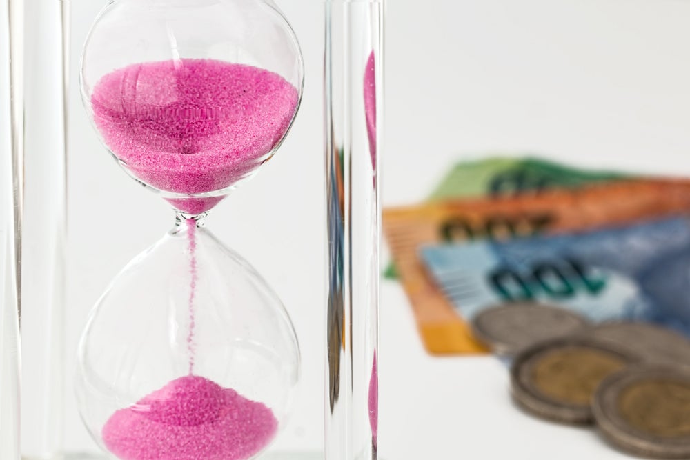 8 Simple Money Management Tips To Follow In Your Daily Life 8-simple-money-management-tips-to-follow-in-your-daily-life
